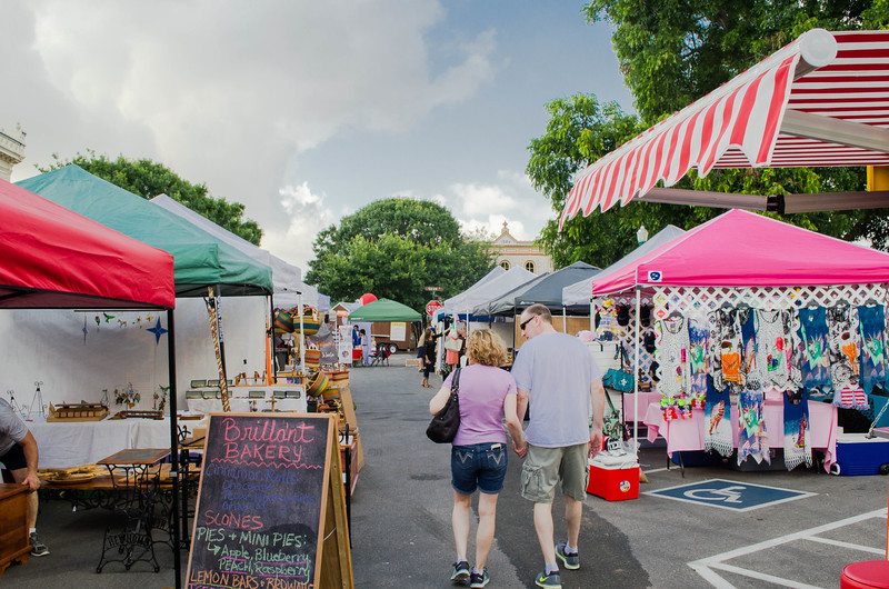 A Weekend Trip to The Most Beautiful Town Square in Texas